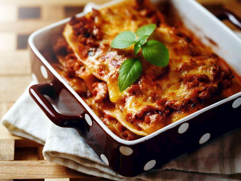 Lazanya - Kolay ve Pratik Yemek Tarifleri